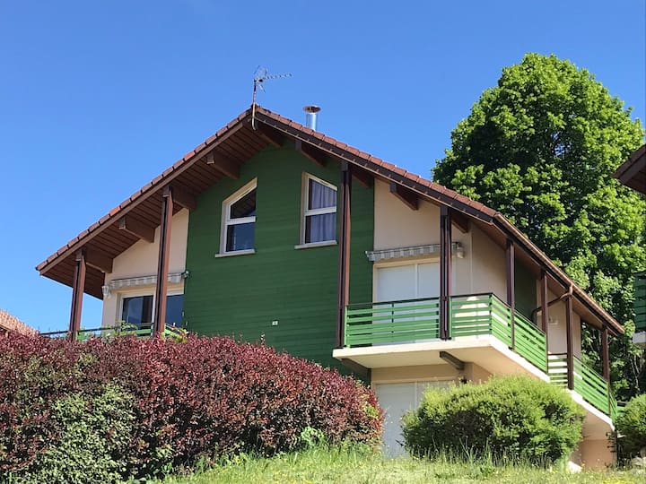 Joli Appartement En Rez-de-jardin Avec Piscine - Gérardmer