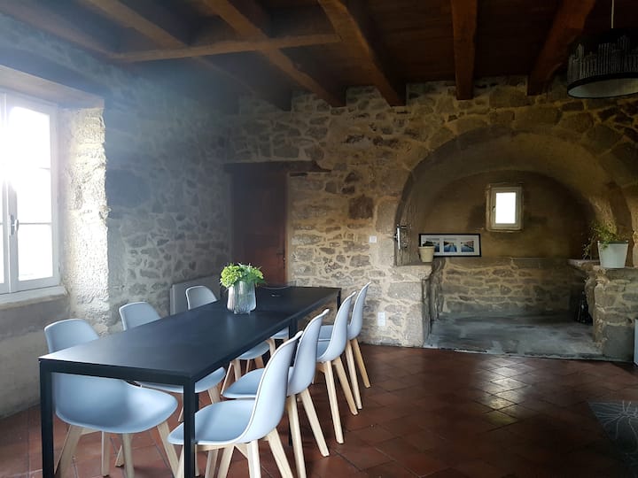 Maison Typique, Calme, Piscine Et Jacuzzi - Lot