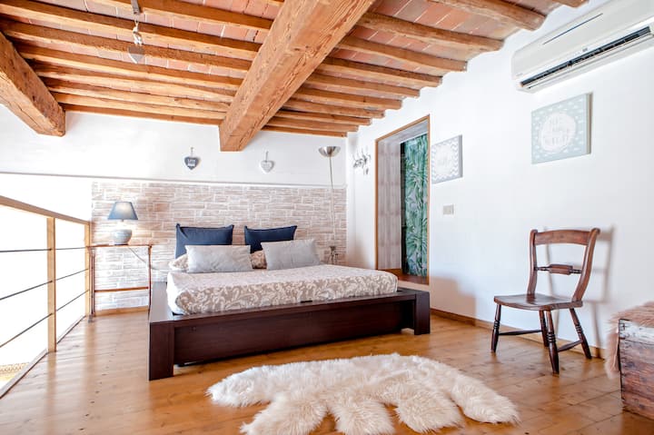 Studio Di Guido Et Emy - Livorno