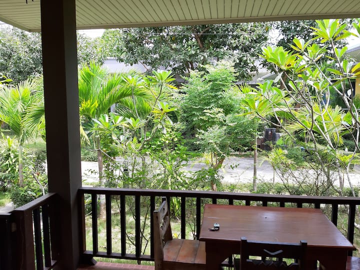 Tantan Garden Samui 
(3) - Ko Samui