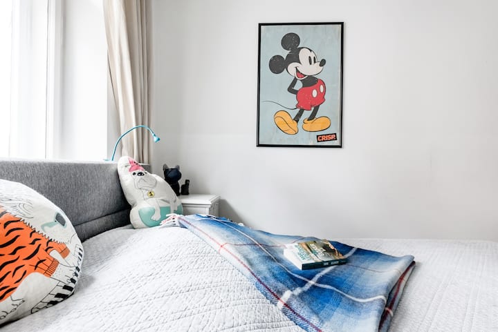 Deluxe Apartment In Boxi With Vintage Detailing - Berlin