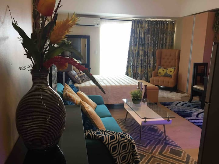 Charming Studio Overlooking The Venice Grand Canal - Taguig