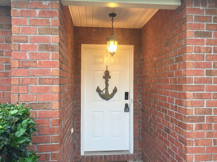 Belay Way Getaway :Dog Friendly Near Nas & Beaches - Warrington, FL