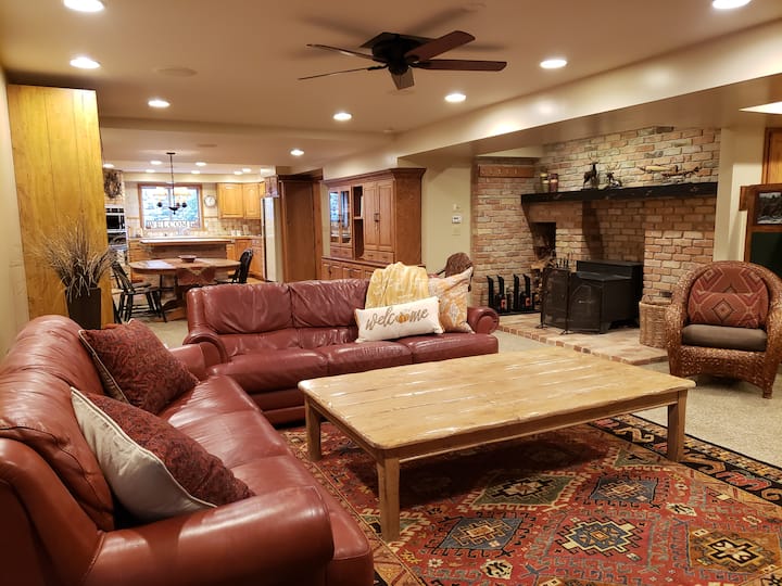 Two Tall Pines - サンディ, UT