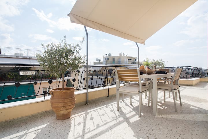 Sunny Top Floor Apartment Near Acropolis - Atenas