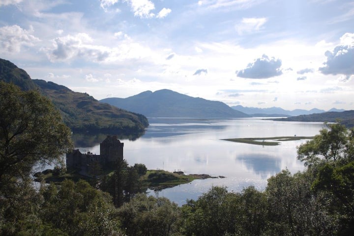 Ardelve Holiday Rentals & Homes - Scotland, United Kingdom | Airbnb