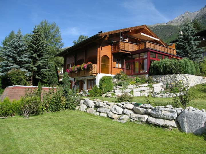 Chalet Mit Panoramablick Auf Mehrere Viertausender - Valais