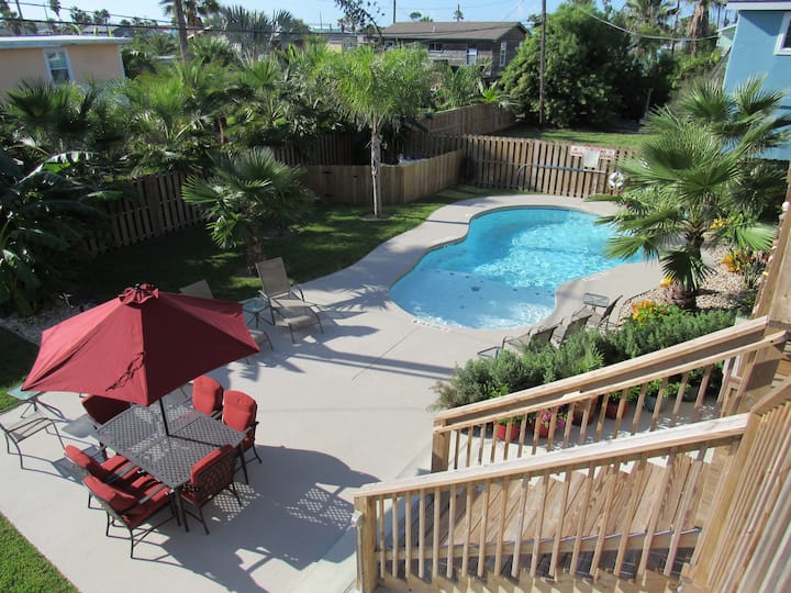 Port A On The Horizon! Unit C - Heated Pool - Port Aransas, TX