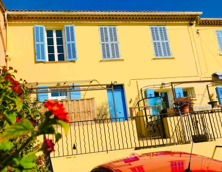 Appartement Plein Centre Du Lavandou - Le Lavandou