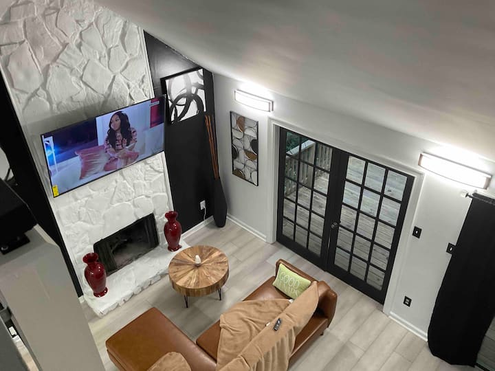 Tuxedo Touch 2 Br ☑️Townhouse(near Battery Atl) - Marietta, GA