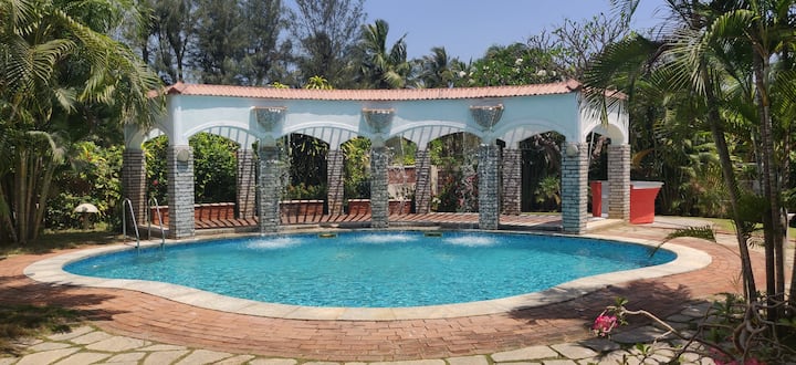 Uthandi Beach Holiday Rentals & Homes - Chennai, India | Airbnb