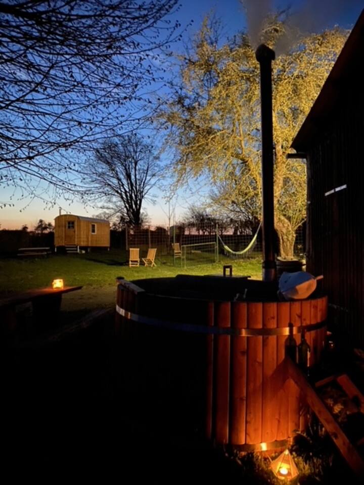 Days Off In The Shepherd's Wagon And Hot Tub - Dinkelsbühl