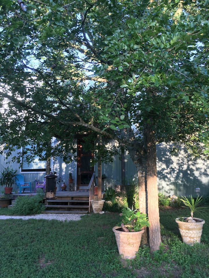 The Vacation Station Retreat House - San Marcos, TX