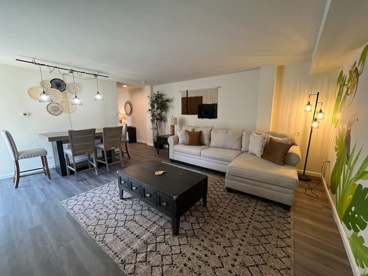 Palm Court-trendy & Block From Ocean Casino - Brigantine, NJ