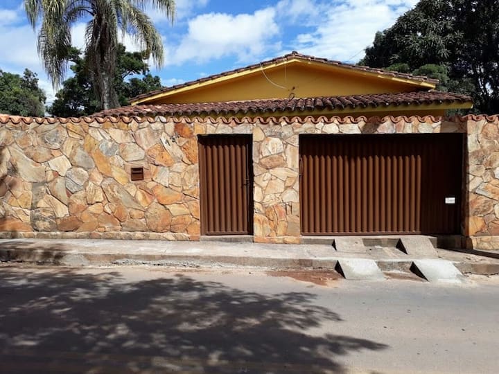 Casa Para Temporada/ Aluguel. - Capitólio