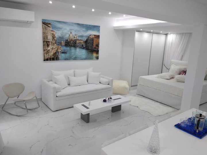Despina's Lux Apt Downtown - Heraklion