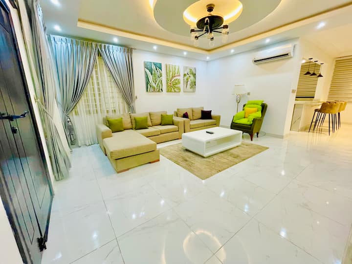 Luxury 2 Bedrooms Apartment At East Airport! - Accra
