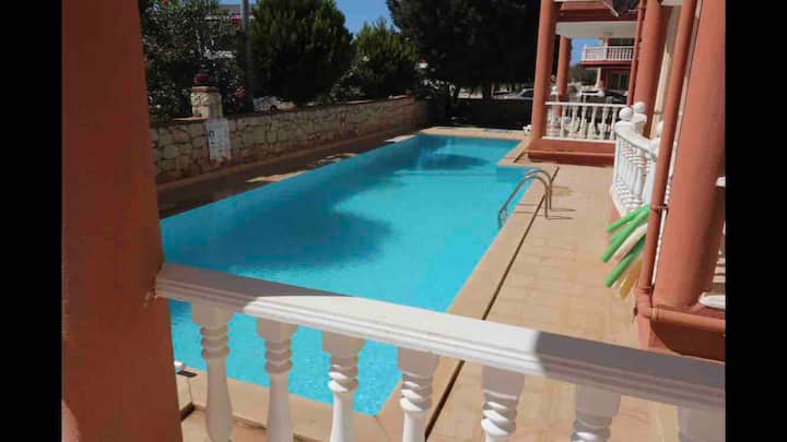Havuzlu Bahçeli Villa Gibi Daire - Didim