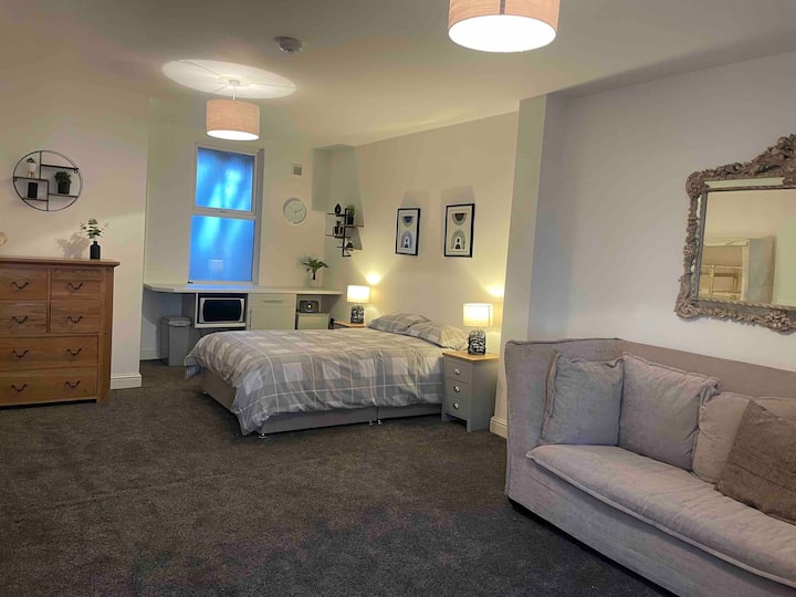 One Bed, Town Centre Apartment - Barrow-in-Furness