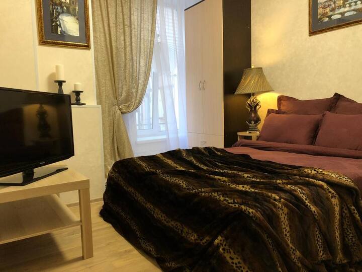 Bow Hotel On Nevsky 136 - San Pietroburgo