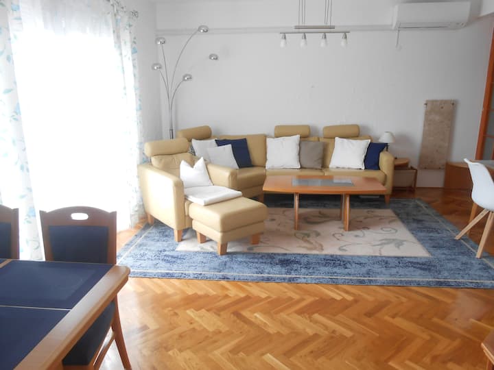 4+1, 3-zimmerwohnung Mit Meerblick, 2 X Sat-tv! - Rovinj