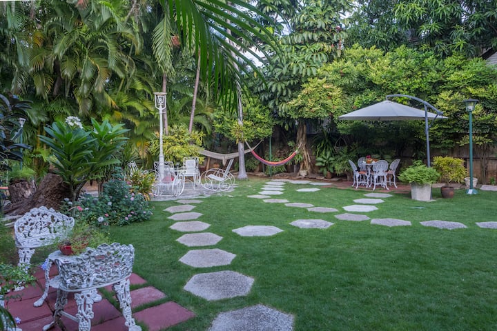 Casa Ernestine, Entire Apartment - Havana