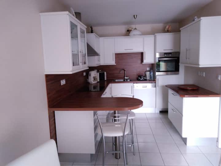 Ploubalay, Appartement à Proximité De La Mer - Ploubalay