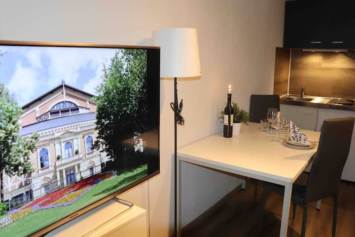 Central & Budget-friendly: Apartment In Bayreuth - Bayreuth
