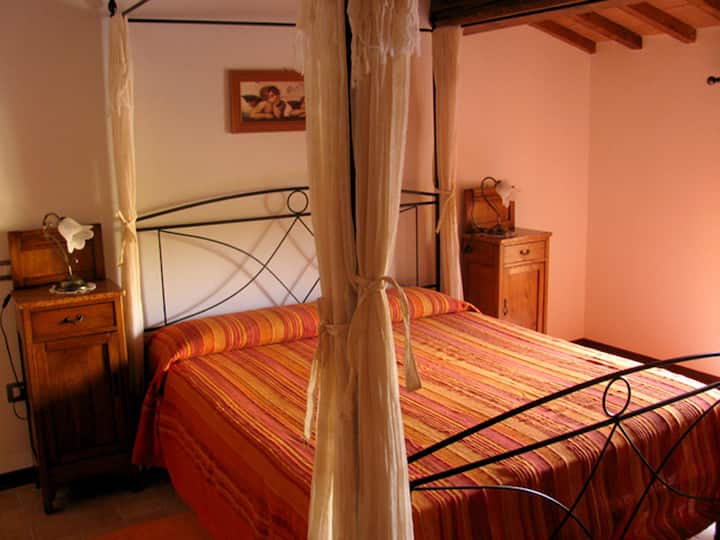 Il Sole" Appartamento In Agriturismo - Passignano sul Trasimeno
