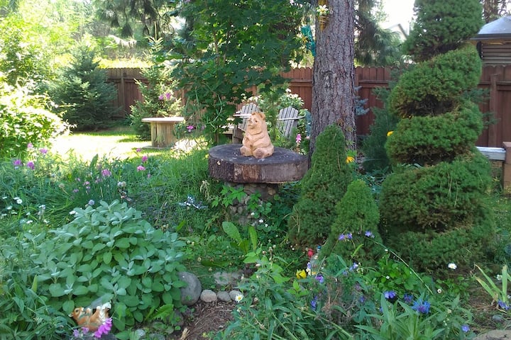 Sleepy Hollow (Dogs Ok $40 Pet Fee For Each Dog) - McCloud, CA