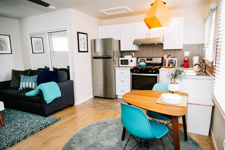 Cozy Casita - Skyline - San Diego