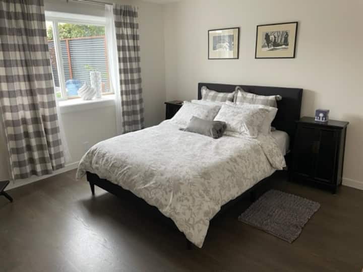 Modern Safe 1bed And 1bath Apt W/ Private Entrance - Daly City, CA