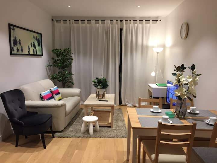 Cbdapartment,free Parking,free Tram To Adl Oval - Adelaide