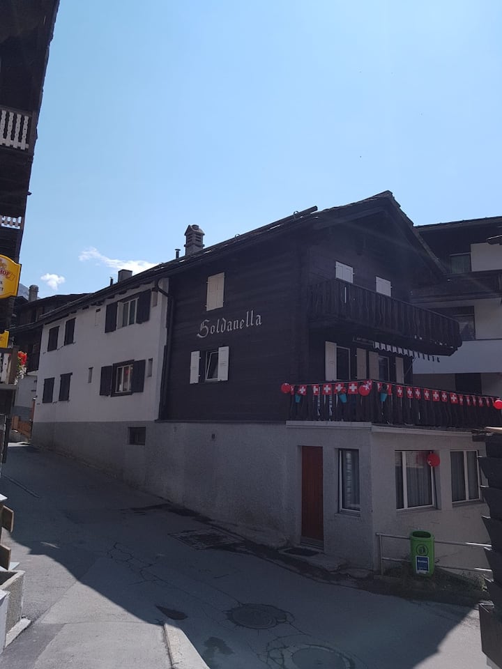 Saas-fee à Louer à La Semaine Appartement Rénové - Saas-Grund