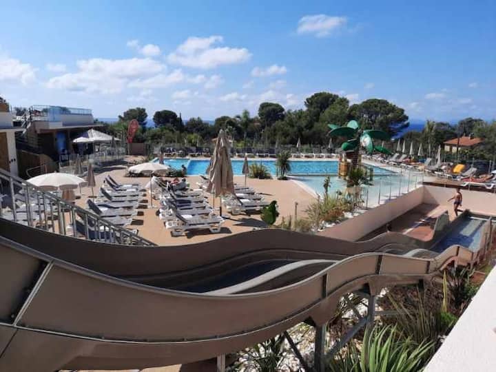 Domaine De L'île D'or Mobil-home 36 M2, 4 éToiles - Saint-Raphaël