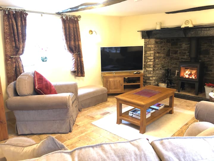 Cobble Cottage, Kilkhampton Village Near Bude - Stratton