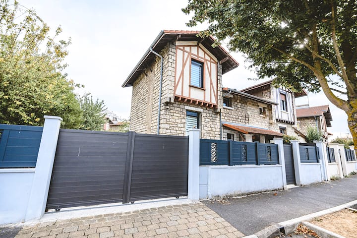 Maison Avec Jardin Proche Chu De Reims - Reims