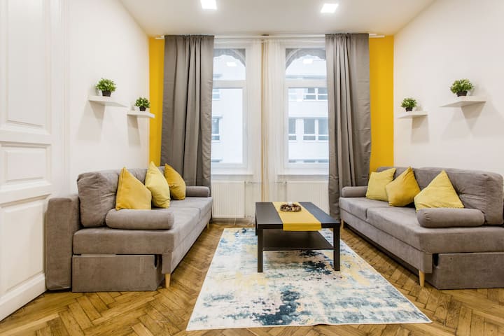 K21/3 - K21 Budapest 4br Apartment - Only Adults - Hungary