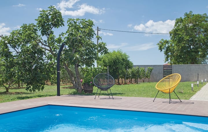 Holiday House Vineyard  In Pula With Pool - Pula