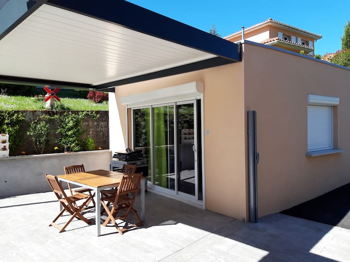 Studio Neuf 25m2, Clim.réver, Wifi, Plain-pied - Millau