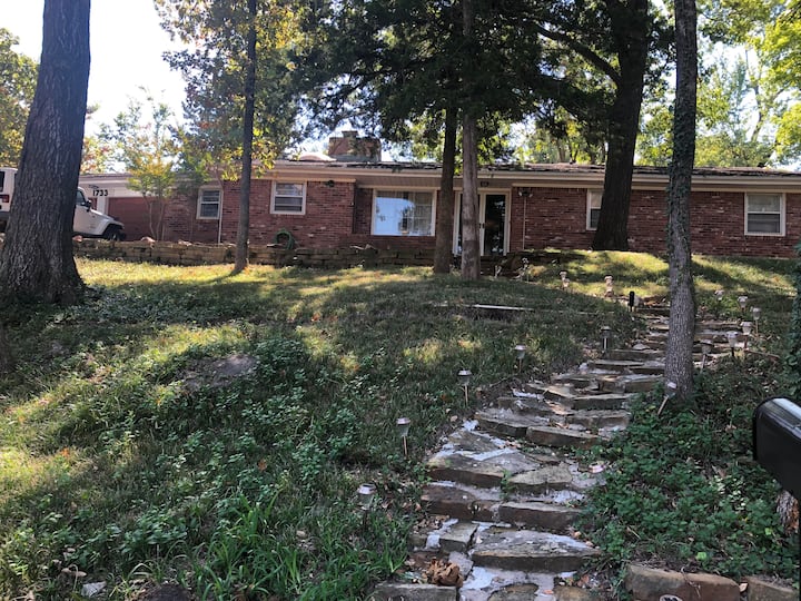 Mid-century Modern Ranch - Bartlesville, OK