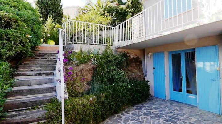 Duplex "La Maison Bleue" T2 Au Calme Avec Terrasse - Port-Vendres