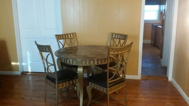 4 Exclusive Nurse, Medical, Grad Student Housing - Towson, MD