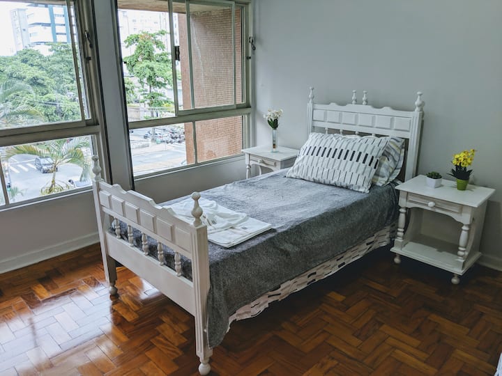 Apartamento C/ 3 Quartos - 1 Quadra Da Praia - Santos
