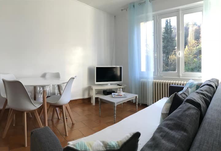 Jolie Maison Avec Petite Terrasse Parking Privé - Jouy-en-Josas