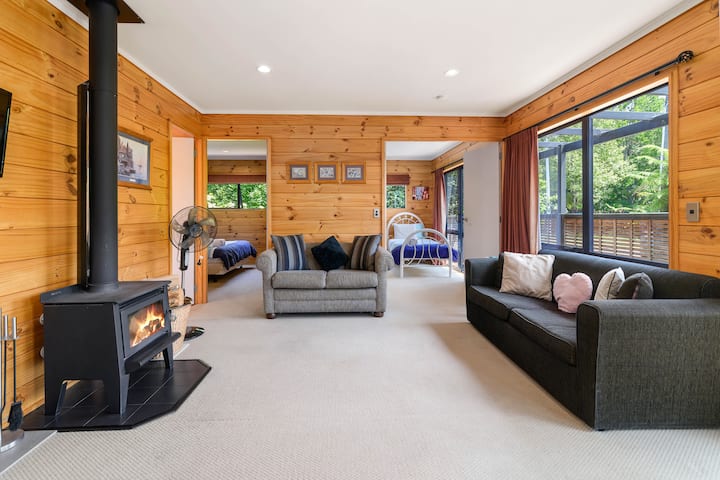 (1) Cosy Rotorua Retreat - Rotorua