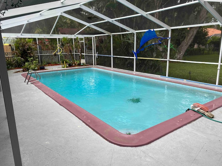 Welcome To Sunny Palm Bay. You’ll Love My Home. - Palm Bay, FL