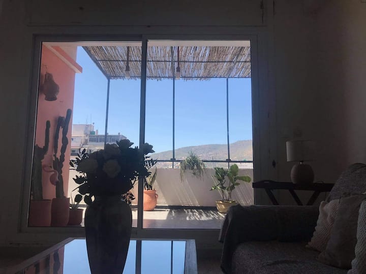 Grand Appartement Avec Terrasse, Front De Mer - Oran
