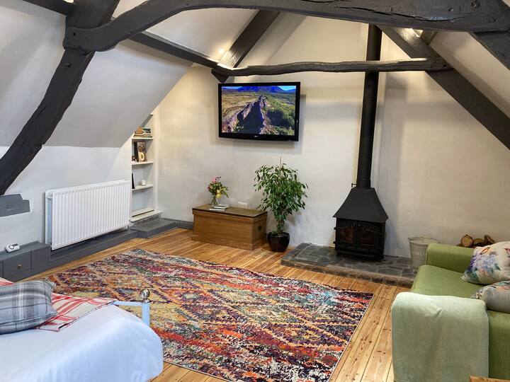 10 Best Airbnb Vacation Rentals In Okehampton, UK | Trip101