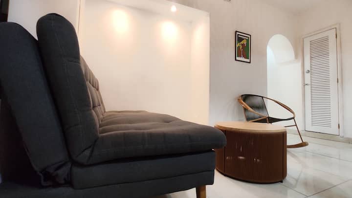 Local Chic & Central 2br Rooftop Pool - Cartagena, Colombia